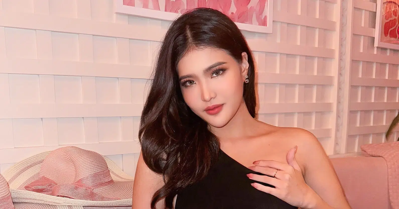 Valentine's Day 2025 At Mami Rose